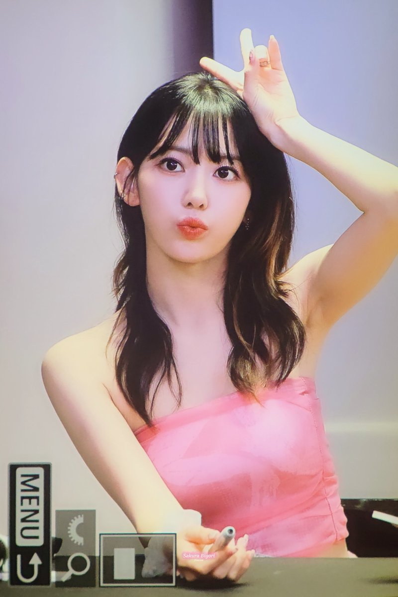 咲良🌸びより on Twitter: "230614 프리뷰🌸 #宮脇咲良 #사쿠라 #SAKURA #르세라핌 #LE_SSERAFIM"