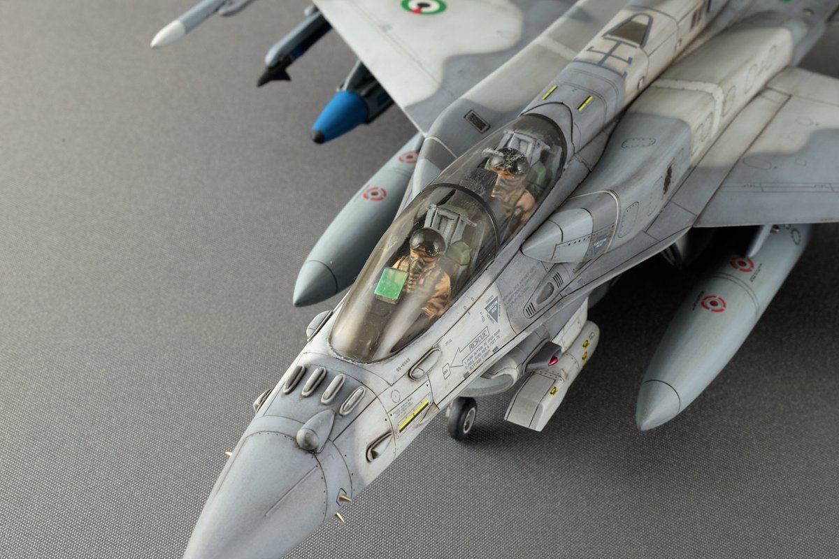 はまやん on Twitter: "RT @gorimodeler: ハセガワ 1/72 F-16F (Block 60) UAE Air Force 完成しました！ スタンダードな？F-16 ...