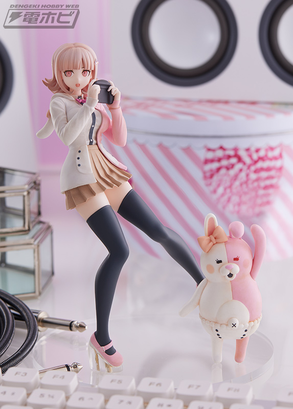 けんたーろ🐰 on Twitter: "RT @hobby_magazine: 【今週の話題】白とピンクカラーが可愛いモノミパーカー姿を再現！『ダンガンロンパ1・2 Reload』七海千秋が ...