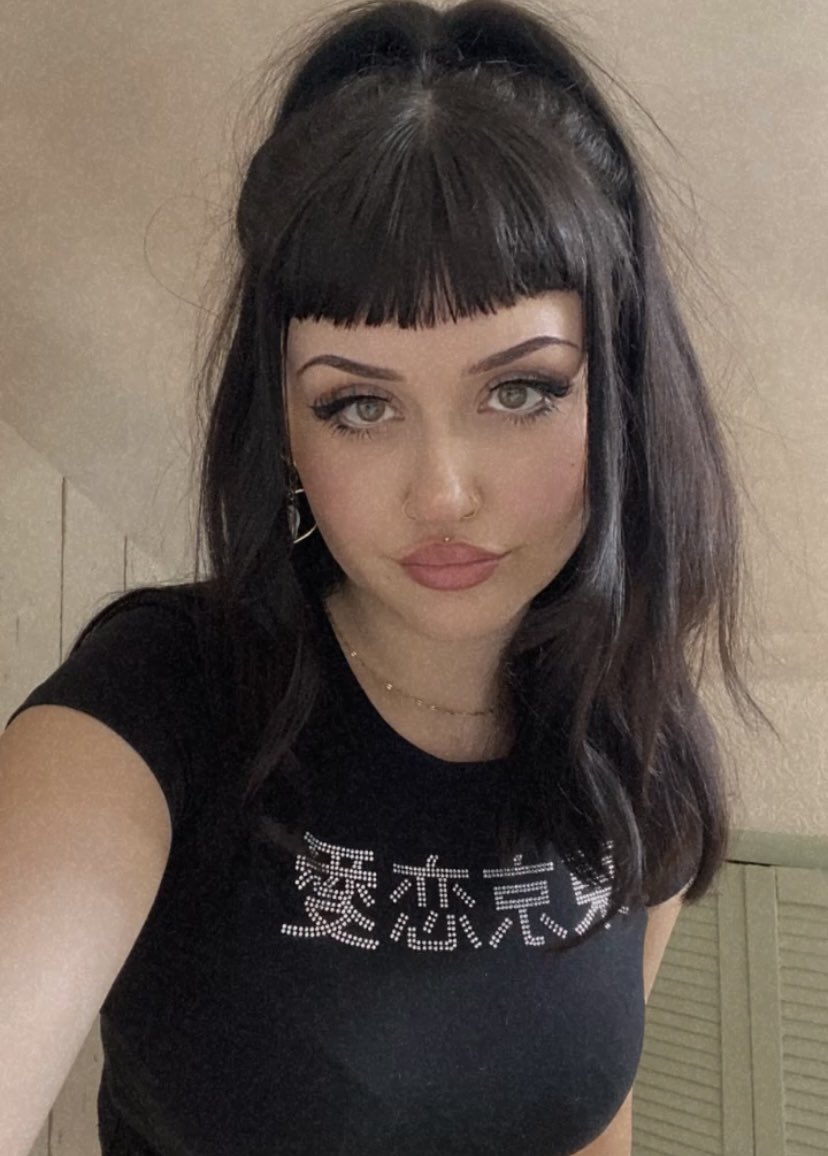 Goth Bimbo ♡ 22 On Twitter ̈