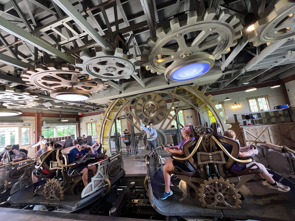 Theme Park Worldwide on Twitter: "Time Traveler opened at Silver Dollar ...