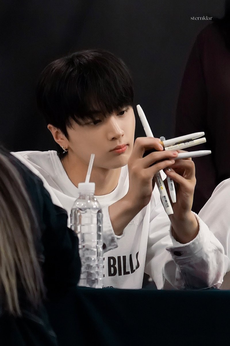 ENHYPEN FANSITE on Twitter: "[HQ] 230614 Jay – Yes24 Fansign cr.@/sternklar0420 #ENHYPEN #엔하이픈 ...