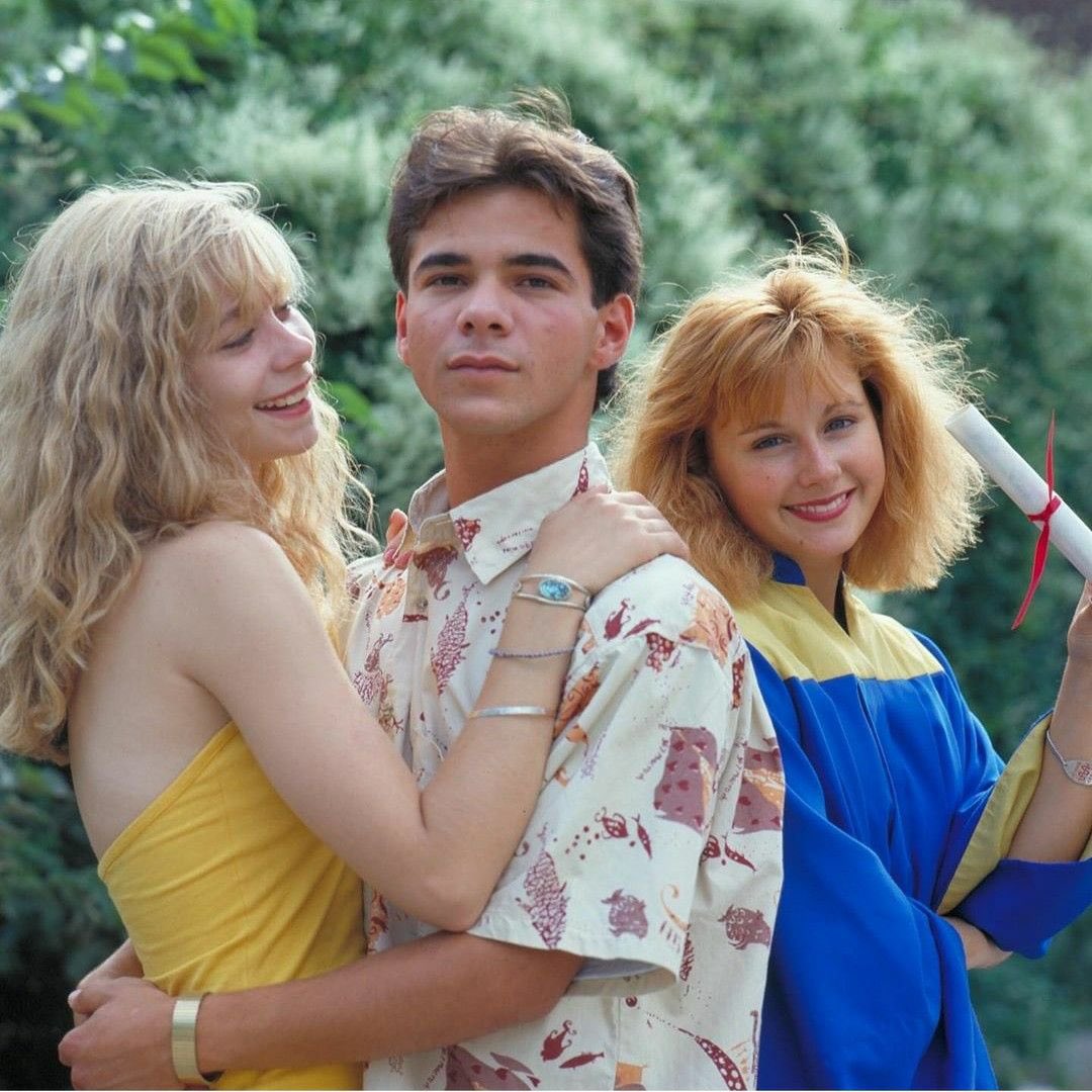 Degrassi Chats (Liz) on Twitter: "This is your sign to watch the OG Degrassi! - The Kids of ...