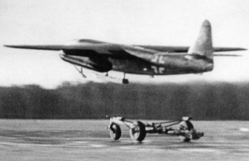 Ron Eisele on Twitter: "15 June 1943. First flight of the Arado Ar 234-VI prototype 'Blitz' TG ...