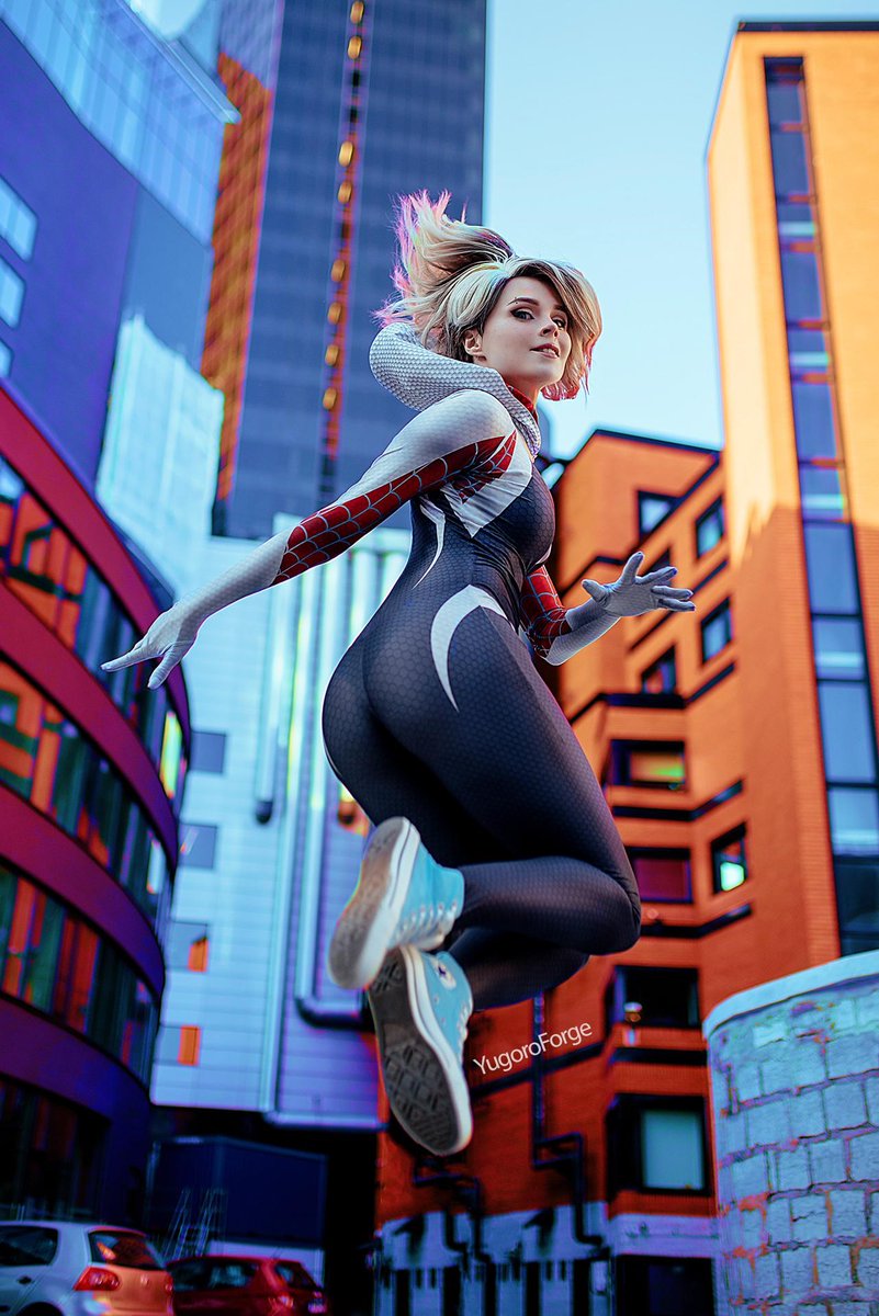 Cosplay Heaven On Twitter Gwen Stacy From Spider Man Into The Spider