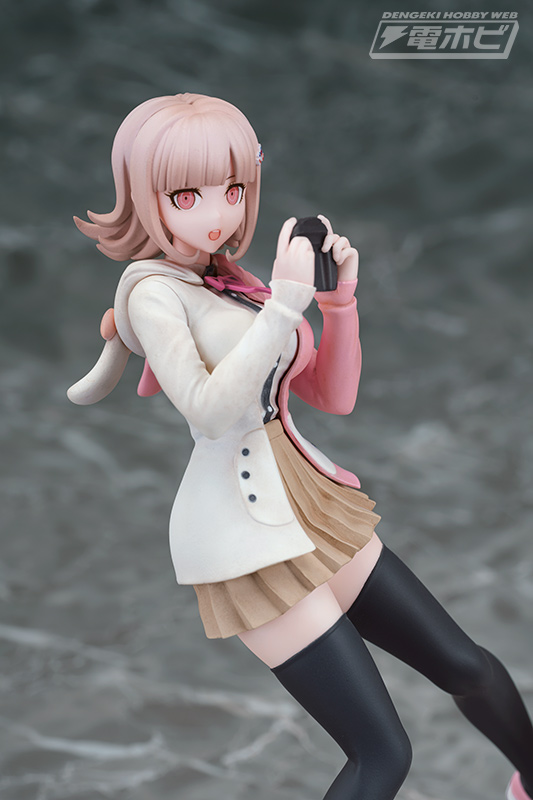 電撃ホビーウェブ on Twitter: "【今日の話題】白とピンクカラーが可愛いモノミパーカー姿を再現！『ダンガンロンパ1・2 Reload』七海千秋が「POP UP PARADE」から ...