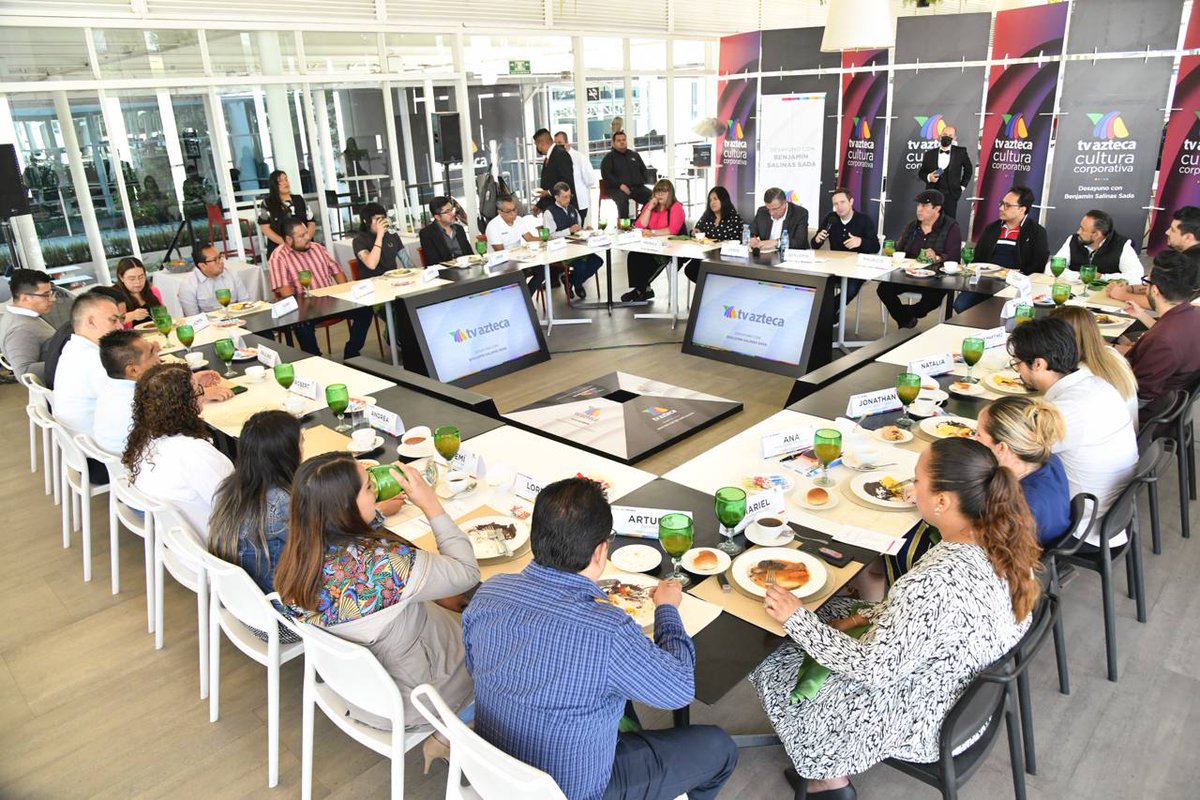 Benjamin Salinas S. on Twitter: "Siempre son muy constructivos mis desayunos con los ...