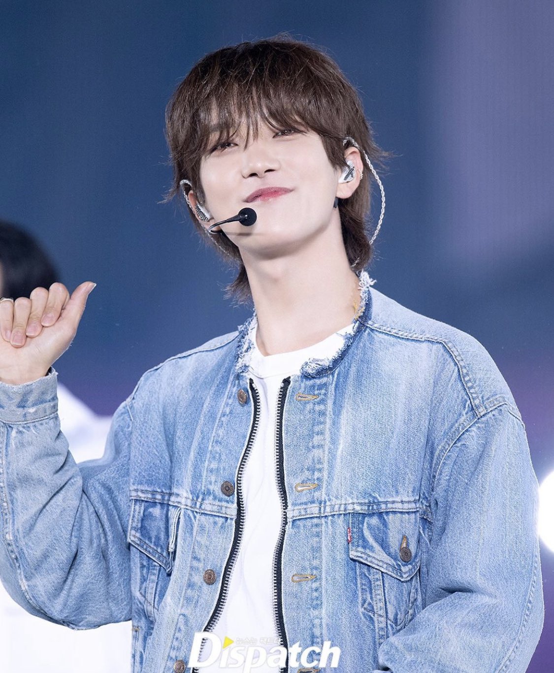 SKZ TEAM || سكيز تيم on Twitter: "مقابلة هيونجين مع ESQUIRE KOREA مُترجم مُشاهدة مُمتعة 🌈 📎 ...