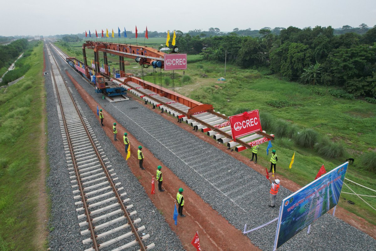 China Railway Engineering Corporation on Twitter: "The track-laying work for the last section of ...