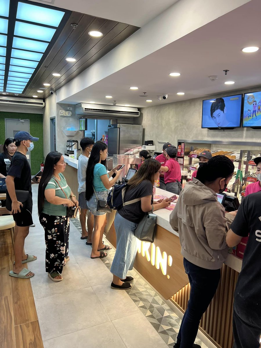 Dunkin' Philippines on Twitter: "Reimagined Dunkin’ space at SM Fairview! Drop a visit and avail ...