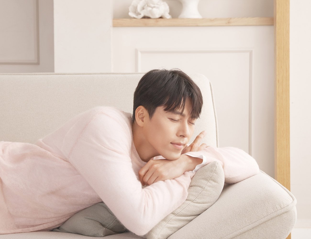 ʜʙ 📁 on Twitter: "📸| [15062023] hyun bin for JAKOMO 🔗:https://t.co/bYuh9AdjP8 #현빈 #hyunbin https ...