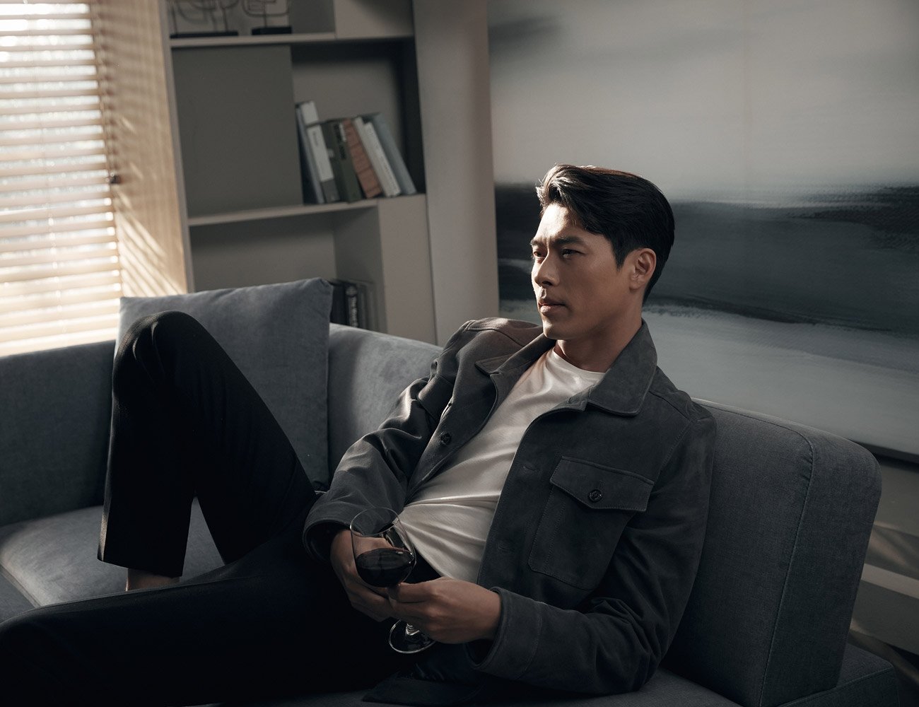 ʜʙ 📁 on Twitter: "📸| [15062023] hyun bin for JAKOMO 🔗:https://t.co/bYuh9AdjP8 #현빈 #hyunbin https ...