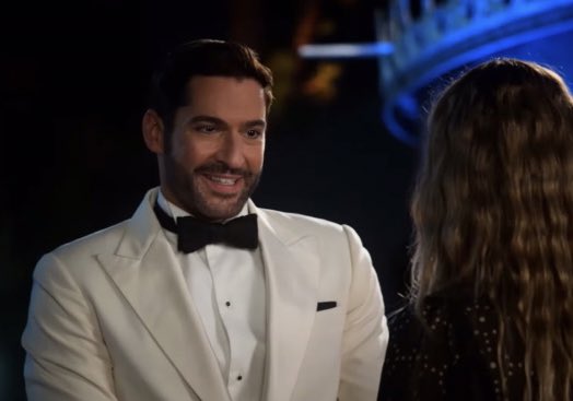 lucille ♡ on Twitter: "RT @thecrispdevil: pretty gf 🤝 obsessed bf"