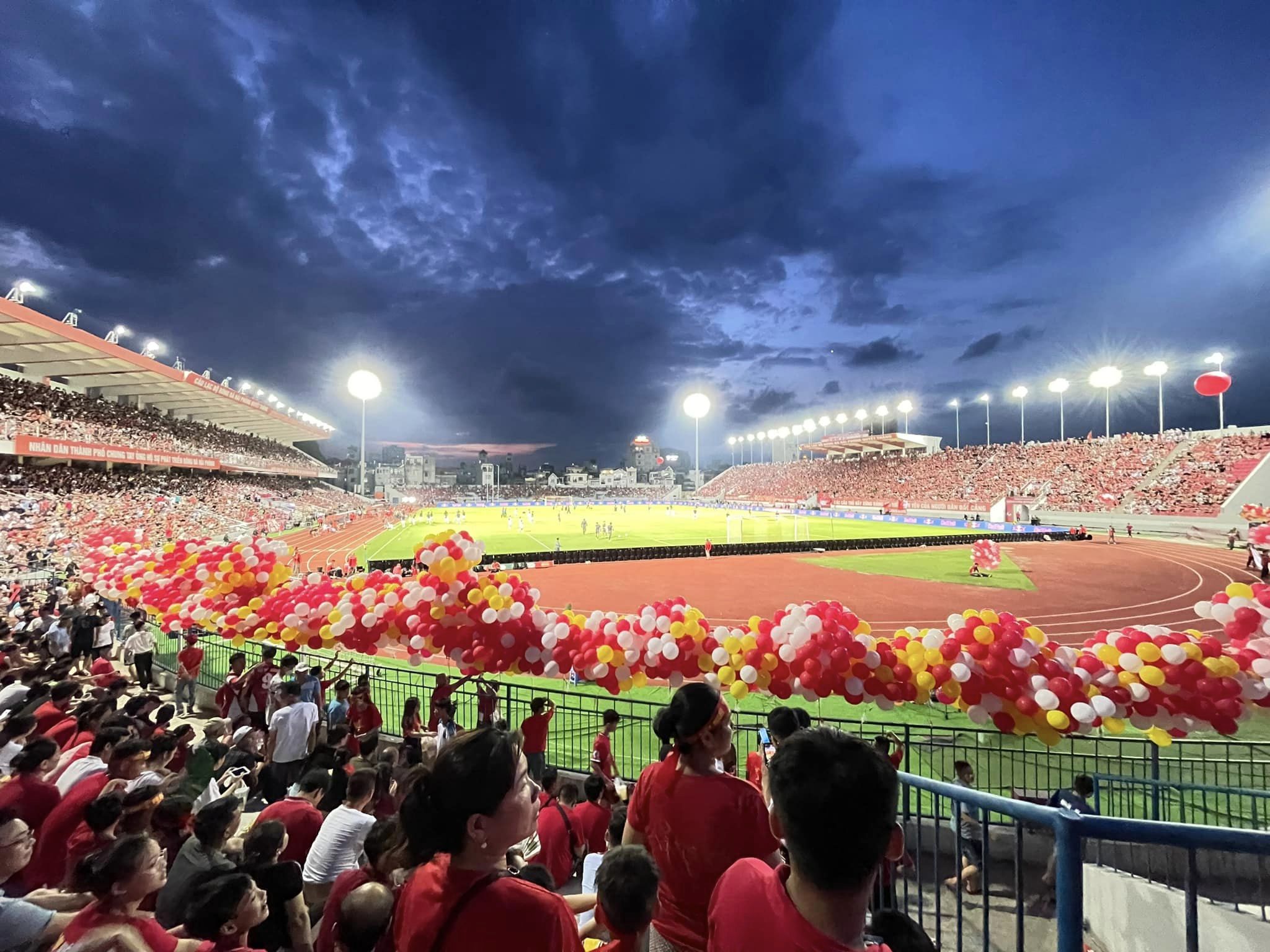 ASEAN FOOTBALL on Twitter: "👀 Lach Tray Stadium 🇻🇳 in the match between Vietnam and Hong Kong ...