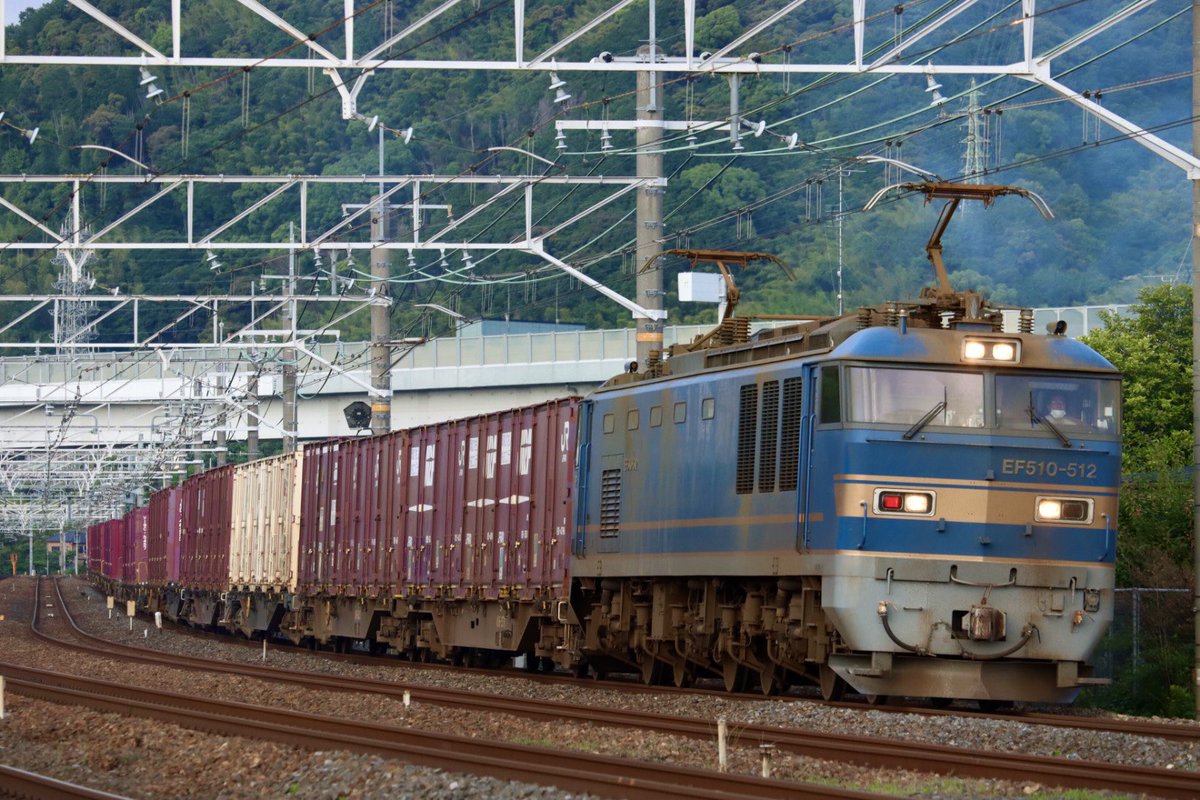 Mossan on Twitter: "本日の収穫③です。 3097レ(EF510-3) 遅3093レ(EF510-17) 4081レ(EF510-512) 久々にブルボンも撮影！ 山崎ー ...