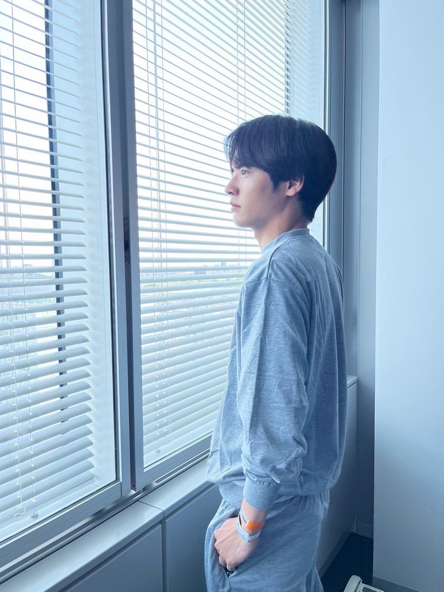 ペンディングトレイン Tbs金ドラ 616 第 話【公式】 On Twitter / 第9話、今夜放送‼️ 現代に戻ってきた5号車乗客たち 彼らを待っているのはどんな世界なのか