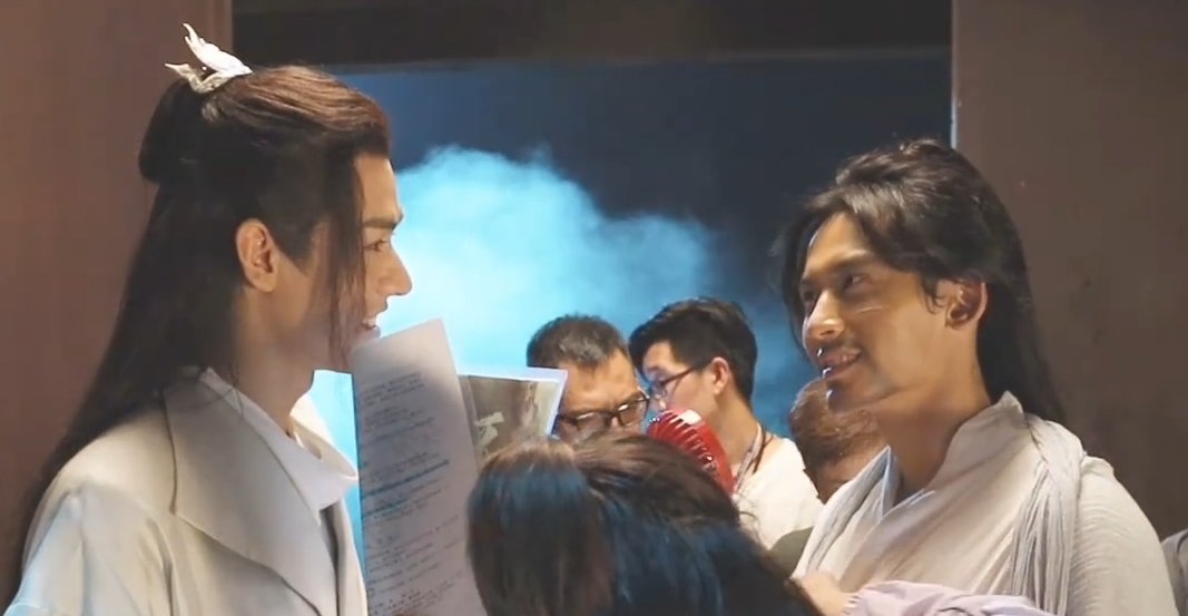 Sorsha 🌙 on Twitter: "someone ps some drool coming out of junjun’s mouth here 🤣. the man is ...