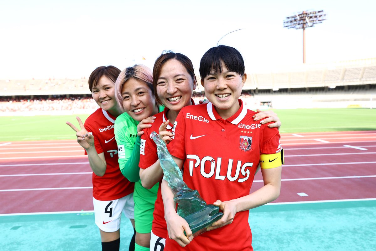 三菱重工浦和レッズレディース公式 On Twitter 2022 23 Yogiboweリーグ 優勝トロフィー 一般公開のお知らせ☺️ 期間 616金~619月 時間 各日