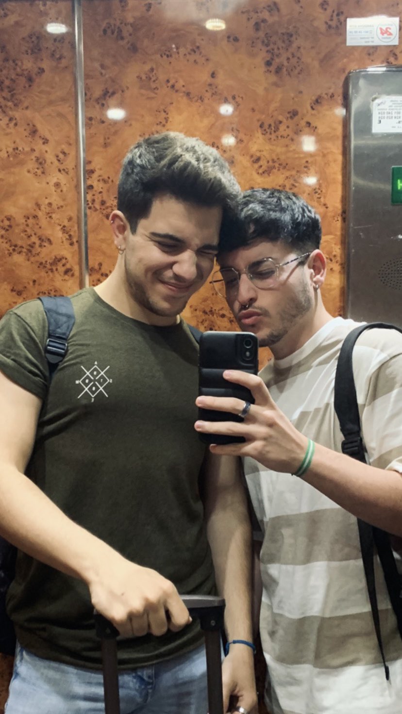 abel on Twitter: "Hilo de la foto favorita que tengan con su pareja 🤍 https://t.co/CZojfUdekQ ...