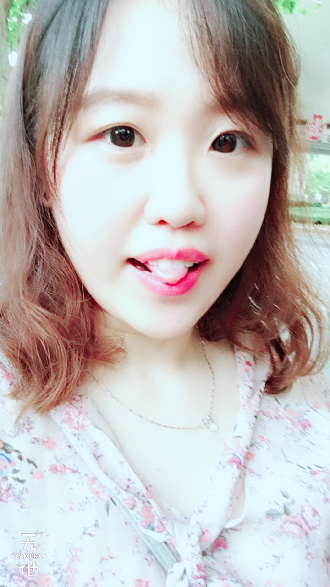 眼镜娘基地 on Twitter: "毕业眼镜小姐姐 [457P+894M] #眼镜娘 #眼镜妹 #自拍 #女大学生 No.062102 @yanjingniang8 投稿 ...