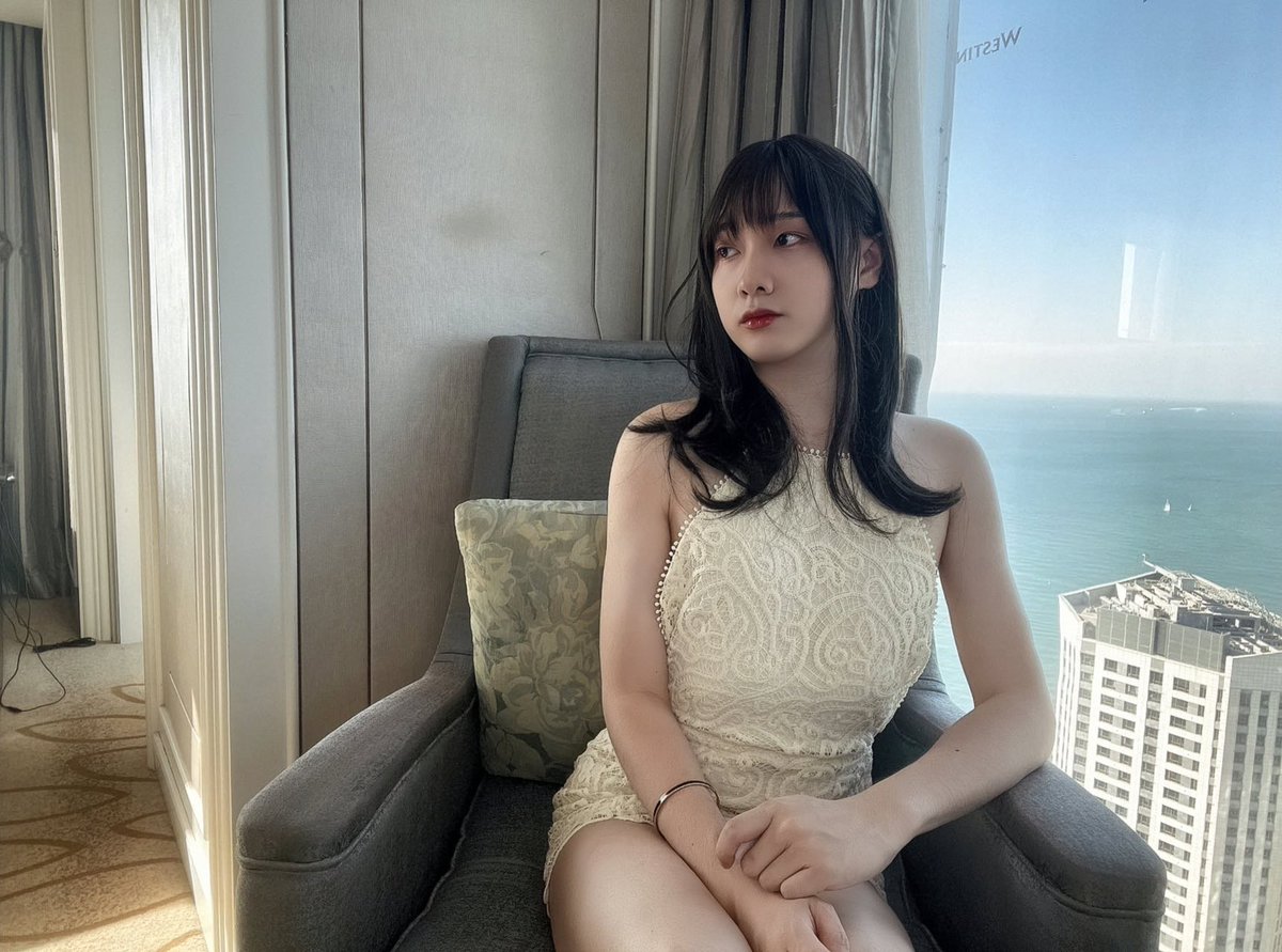 Christina Xu On Twitter 在购物车里从冬天趴到夏天的裙子!终于到能穿的季节啦!(透明高跟鞋真色啊看着 Sissy