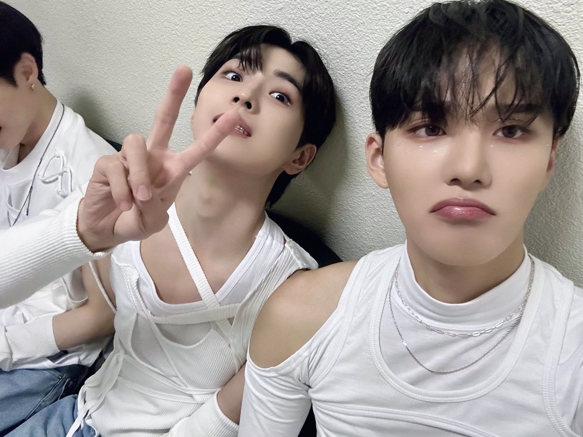 CIX on Twitter: "이번 활동 마지막 뮤뱅 ! #CIX #FIX #승훈 #김승훈 #내편들 #KIMSEUNGHUN #SEUNGHUN #スンフン"