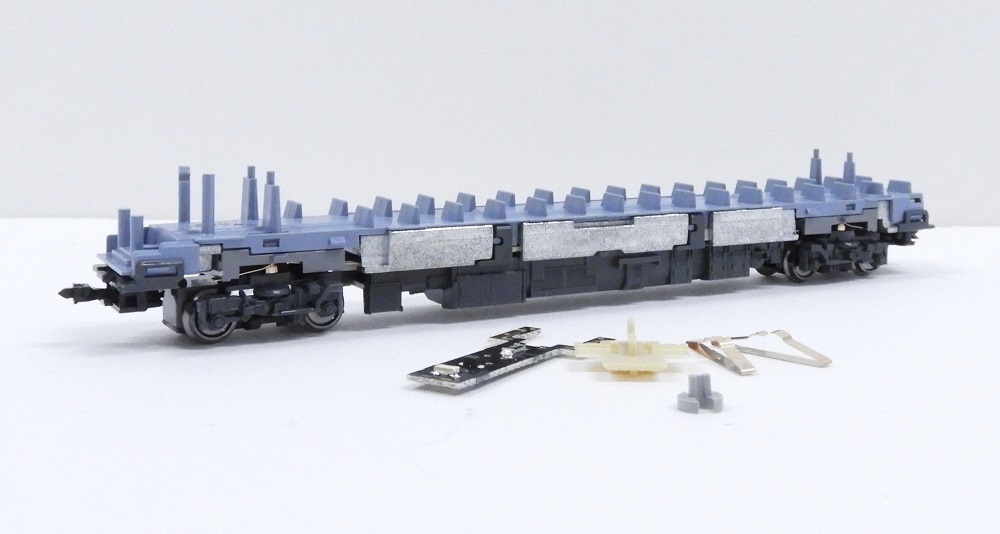 カトーオンラインショップ on Twitter: "【E353系ASSY】 貫通扉パーツ・動力装置含め、E353系パーツは本日発売です！ 人気の貫通扉パーツは12両編成での運転にピッタリ ...