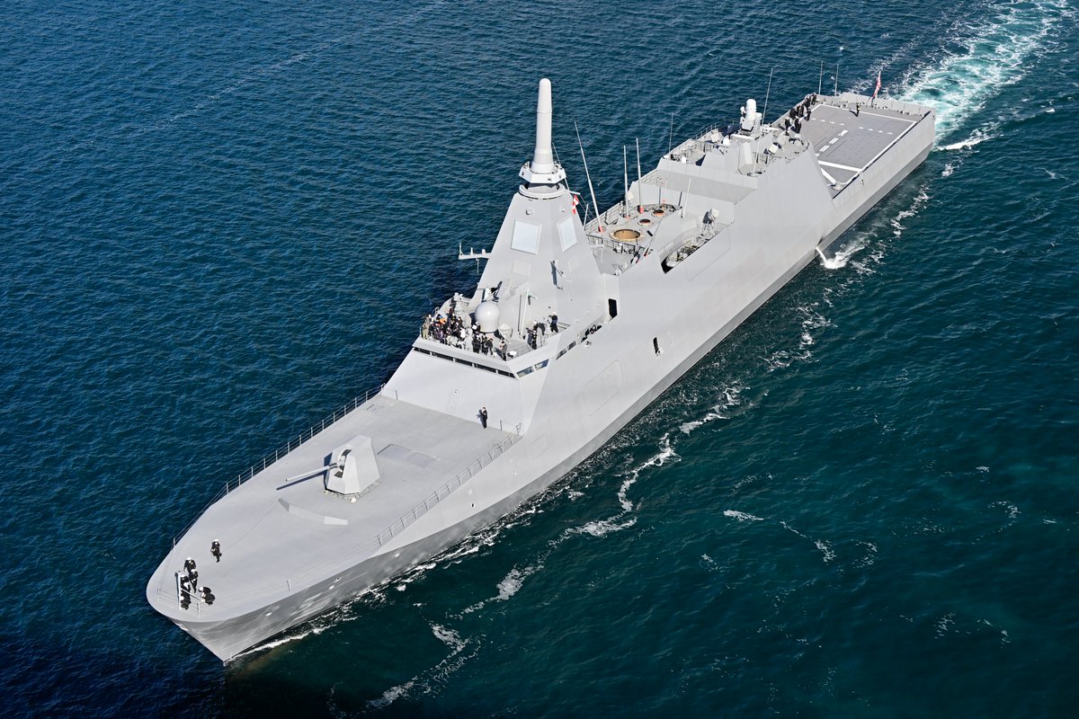 まーぼちん💉💉💉💉 on Twitter: "FFM-1護衛艦もがみ FFM-3護衛艦のしろ FFM-4護衛艦みくま どのアングルが一番カッコ良く見えるのか？対角線構図の追及は続きます本人の ...