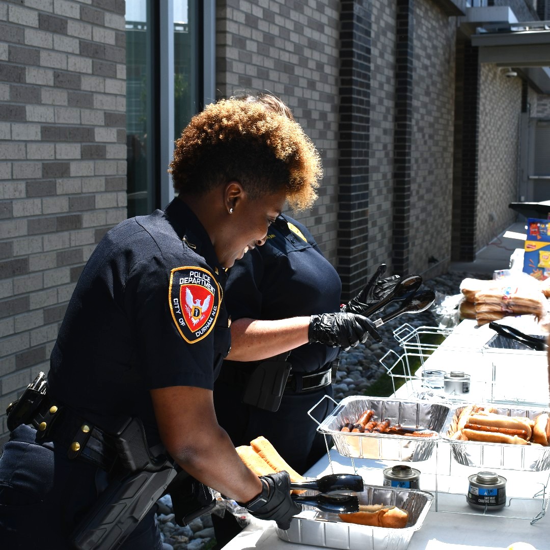 DurhamPoliceNC on Twitter: "Chief Patrice Andrews and Executive Command Staff cooked and served ...