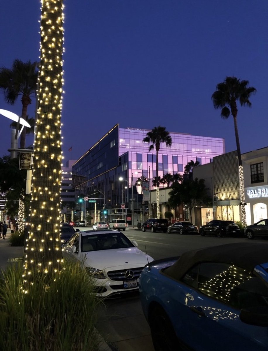 Here’s a hack for rizzing up chicks (doesn’t miss): Girls like ...