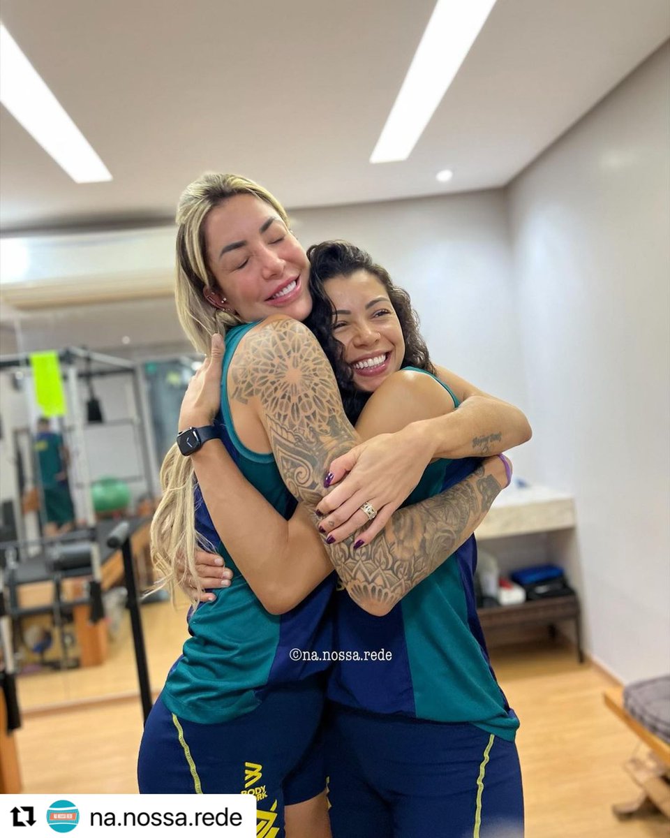 SFV Update on Twitter: "📲 Thaisa e Carolana via Feed Na Nossa Rede."