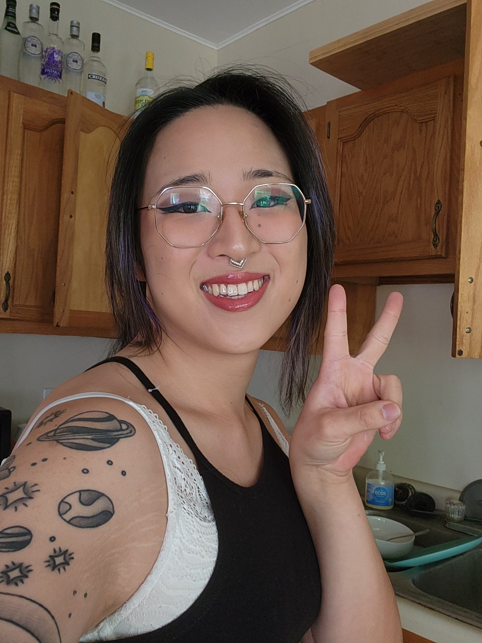 𝕲𝖍𝖔𝖘𝖙 𝕻𝖆𝖗𝖐 ($10 OF) on Twitter: "With vs without makeup https://t.co/Ls3lDGGBNf" / Twitter