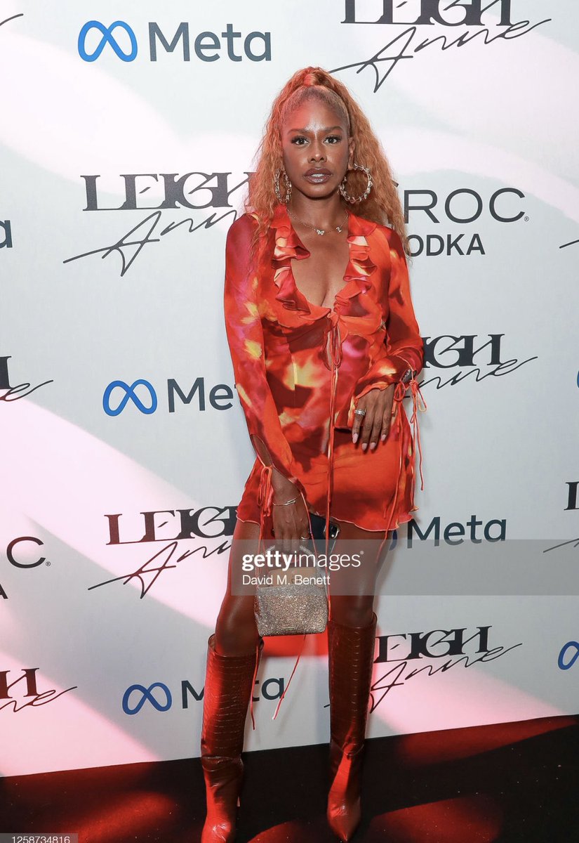 TMC Music Connoisseur 🇯🇲 Els Stan. on Twitter: "Zeze Mills is so pretty 😍"