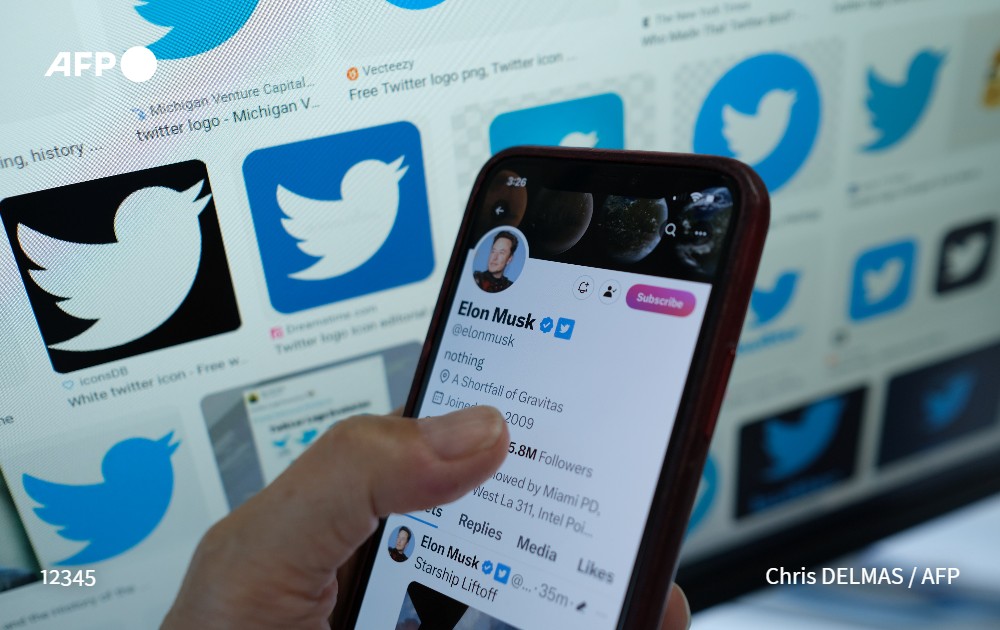 AFP News Agency on Twitter: "Elon Musk announced that Twitter would temporarily restrict how ...