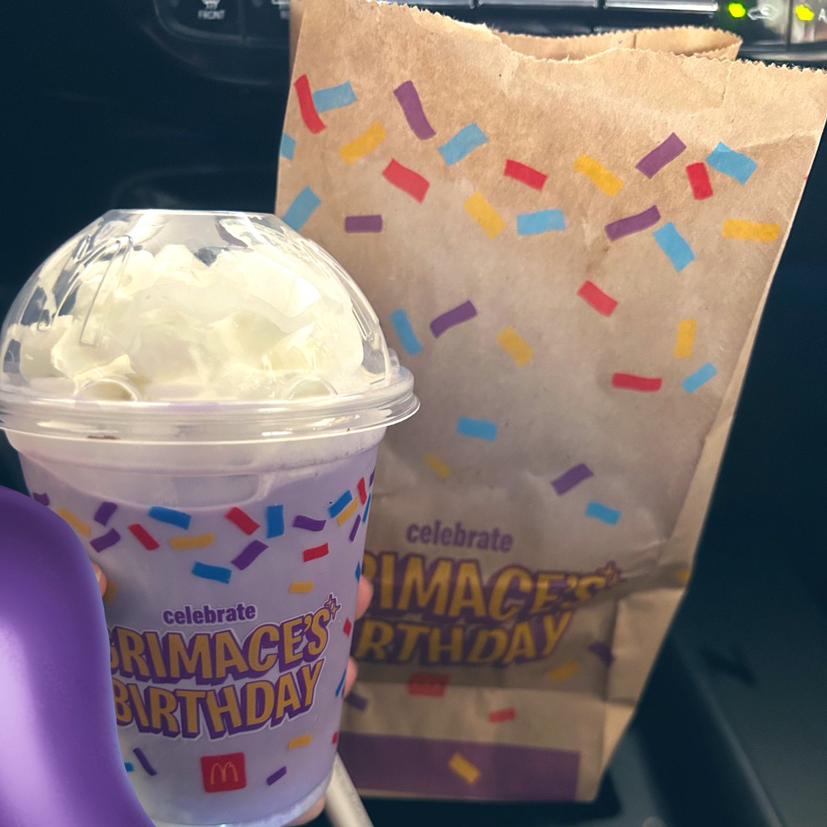 𝒜𝒾𝓃𝓎𝒶🍰💝 on Twitter: "I don’t even like milkshakes but did this for @MoguGhost"