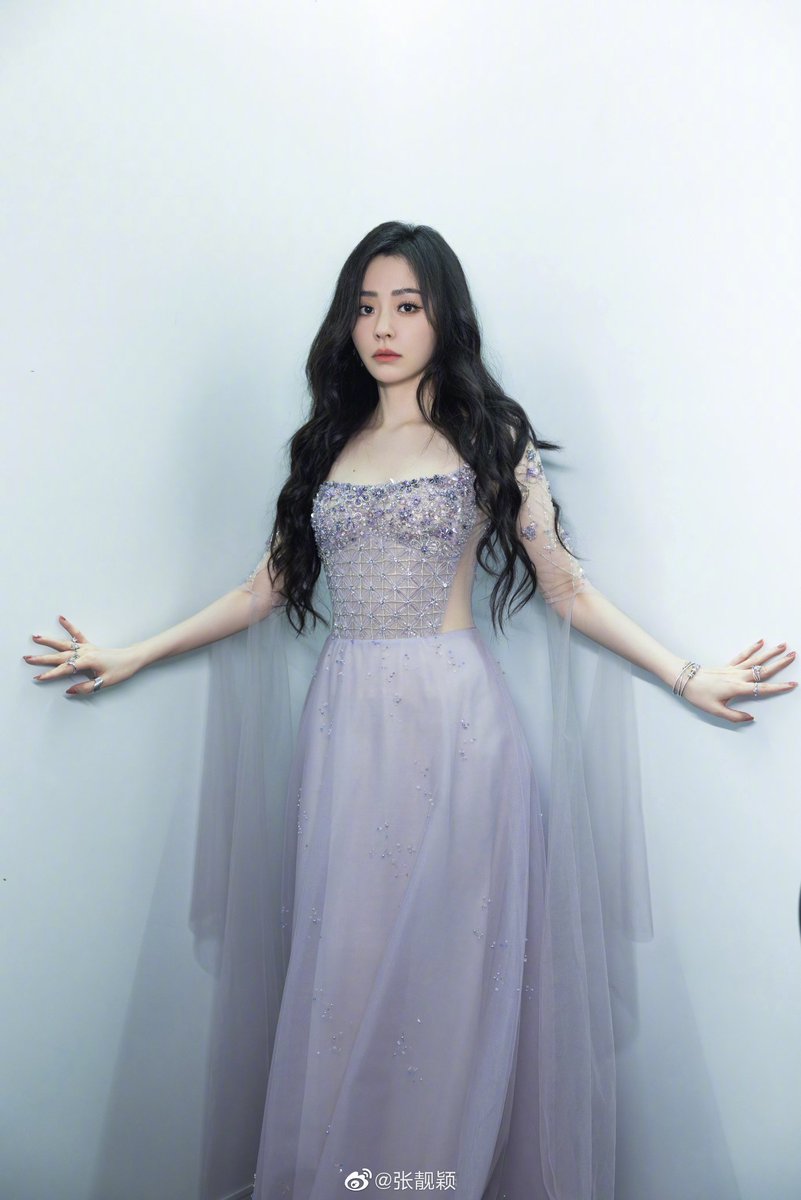 镜面 On Twitter 母猪就应该胖点,又软又肥的大奶子,又大又弹的肥臀,使劲揉捏手指都能陷进去,鸡吧捅进去就淫水泛滥的母猪淫穴,鸡吧在黏腻湿滑的阴道里横冲直撞,全身淫肉就连阴道的肉壁