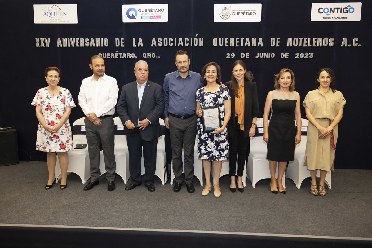 Gobierno Querétaro on Twitter: "En el marco del XXV aniversario de la Asociación Queretana de ...