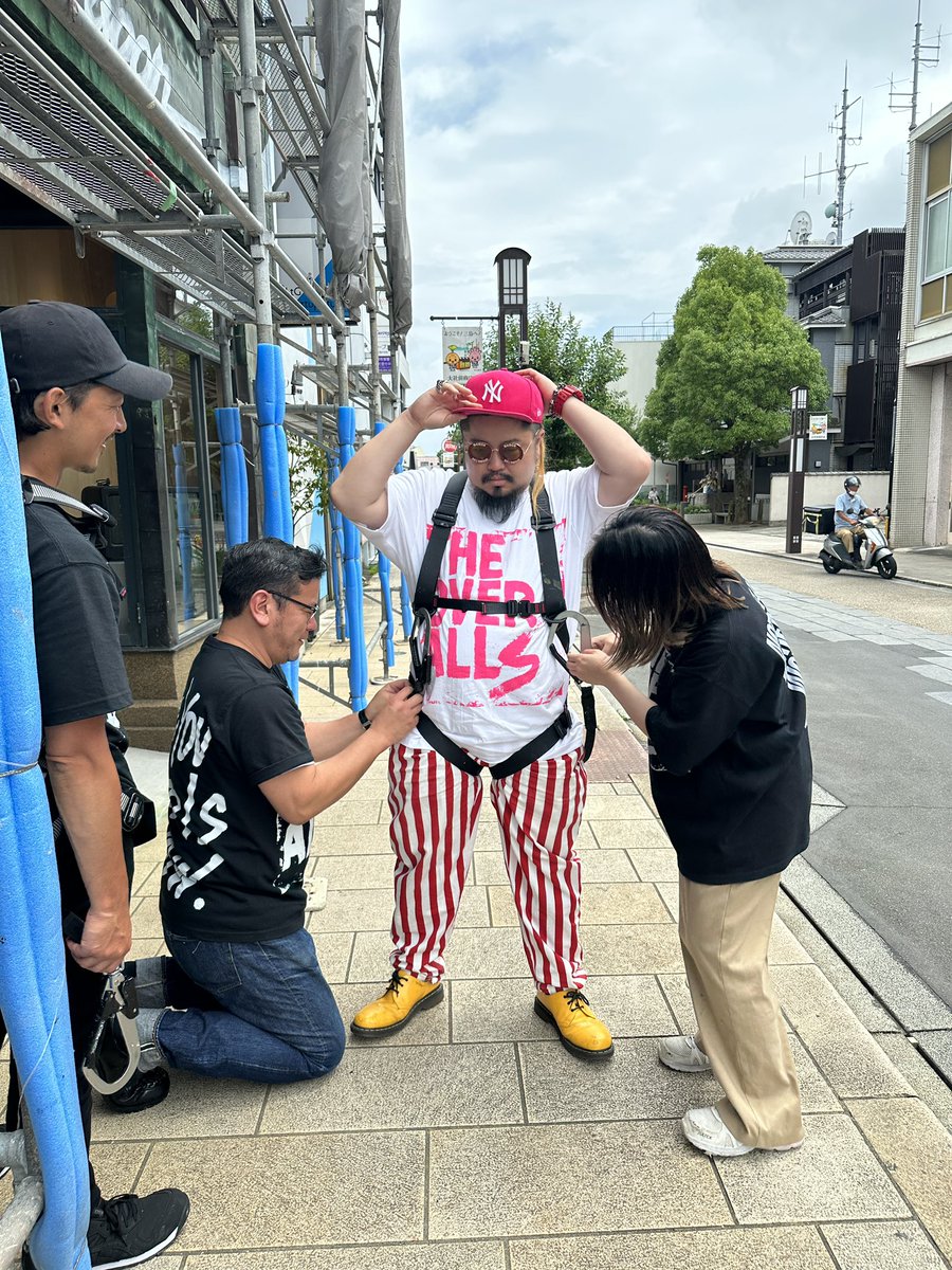 【公式】赤澤岳人壁画アートで日本を楽しくする株式会社overalls代表取締役社長ceo On Twitter 新しい世界の扉を開ける。