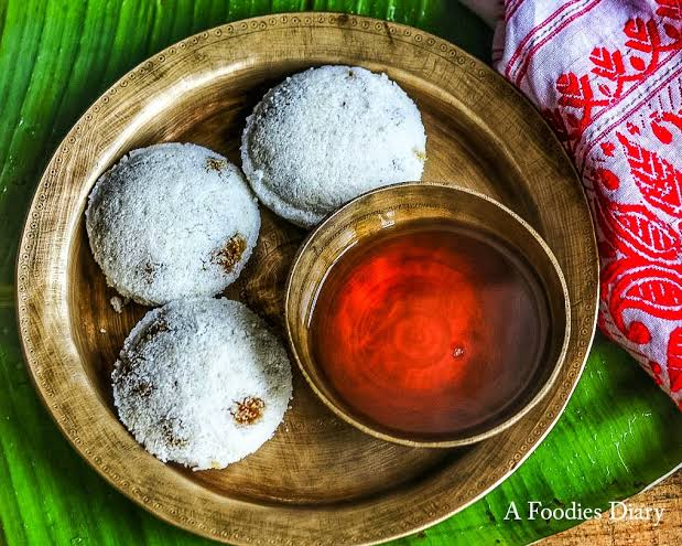 15 Unique Dishes that India has gifted to the world 1. Litti Chokha ...