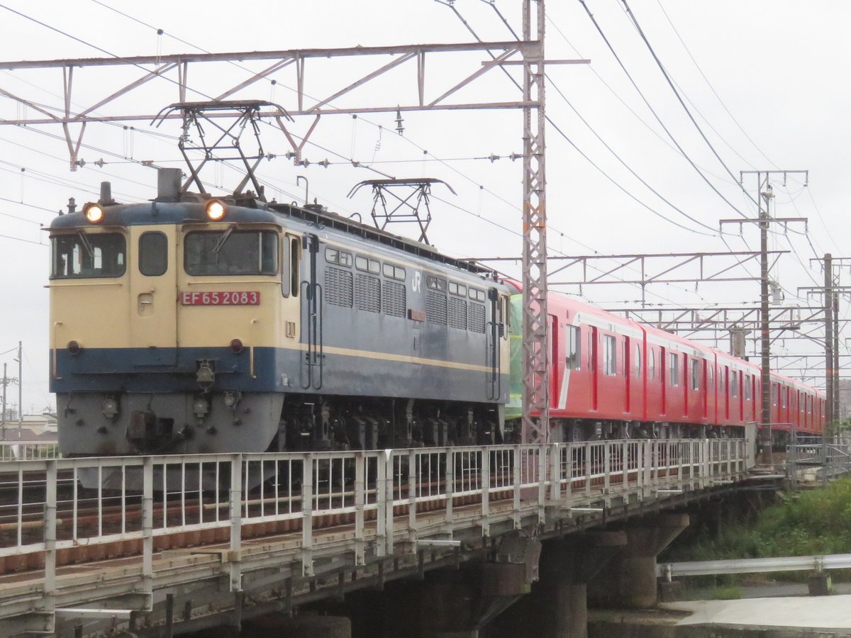 えぬやま on Twitter: "6/30 JR貨物EF65形EF65 2083+東京メトロ2000系2147F 9866レ 静岡貨物行(→8862レ) 今日は··· 近畿車輛から出場した ...