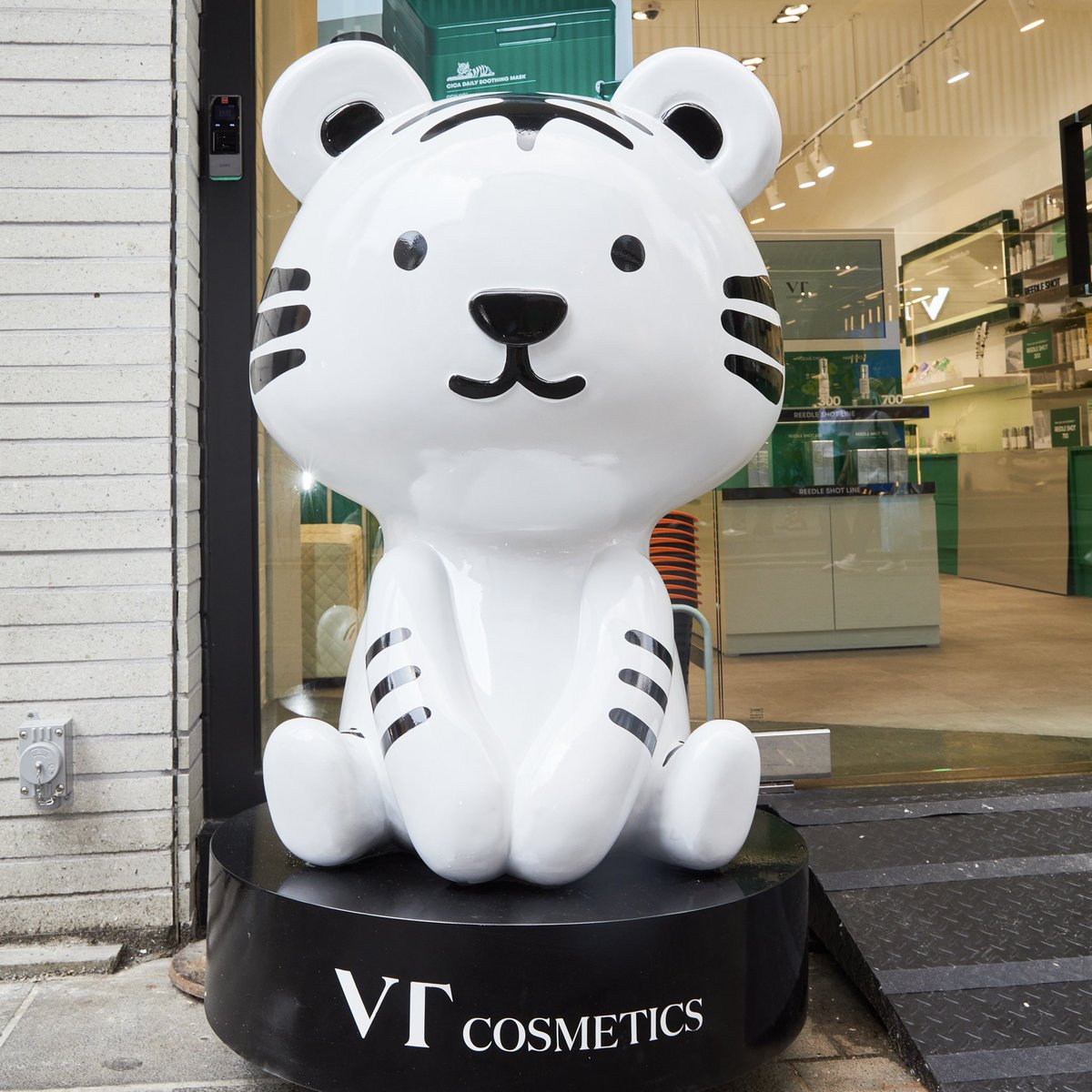 vtcosmetics_japan on Twitter: "💙GRAND OPEN 2023.07.01💙 明洞でお待ちしております！ 📍28, Myeongdong 8-gil, Jung ...