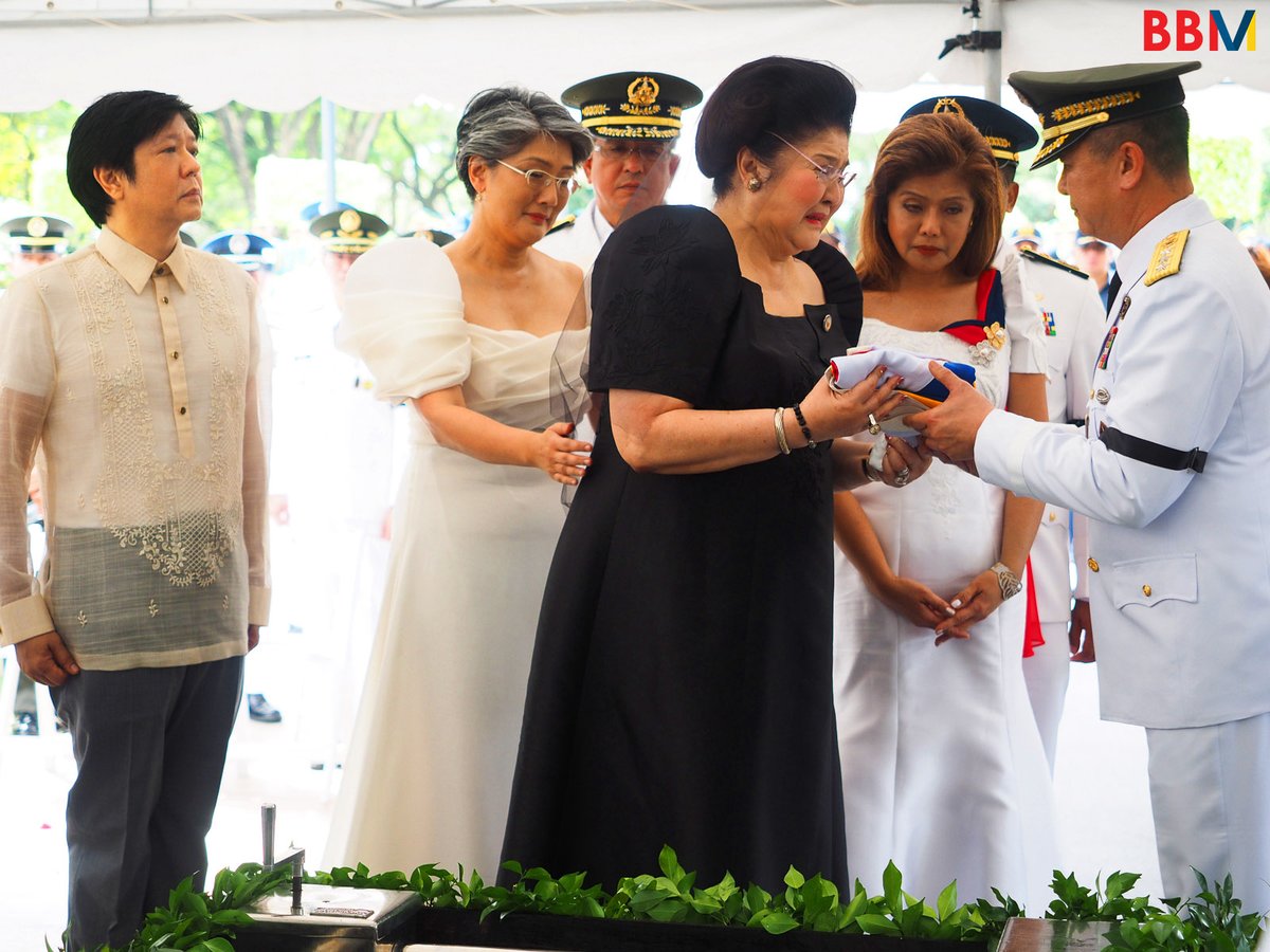 Senzaltro Otravia on Twitter: "Marcos Sr & Marcos Jr PBBM won because of FEM, but he distances ...