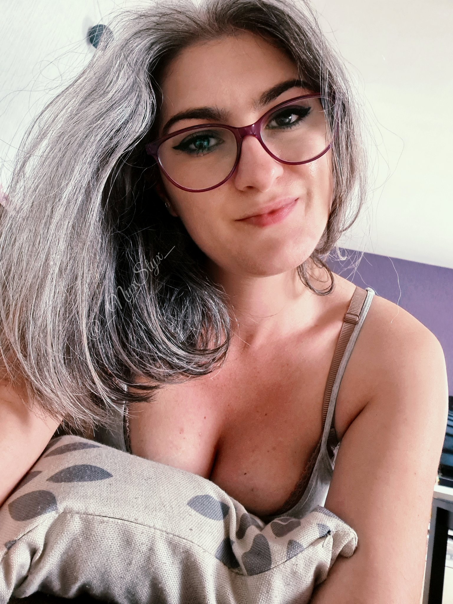 Mademoiselle Lilith on Twitter: "Bon week-end 😘 https://t.co/XmpLW6u431" / Twitter