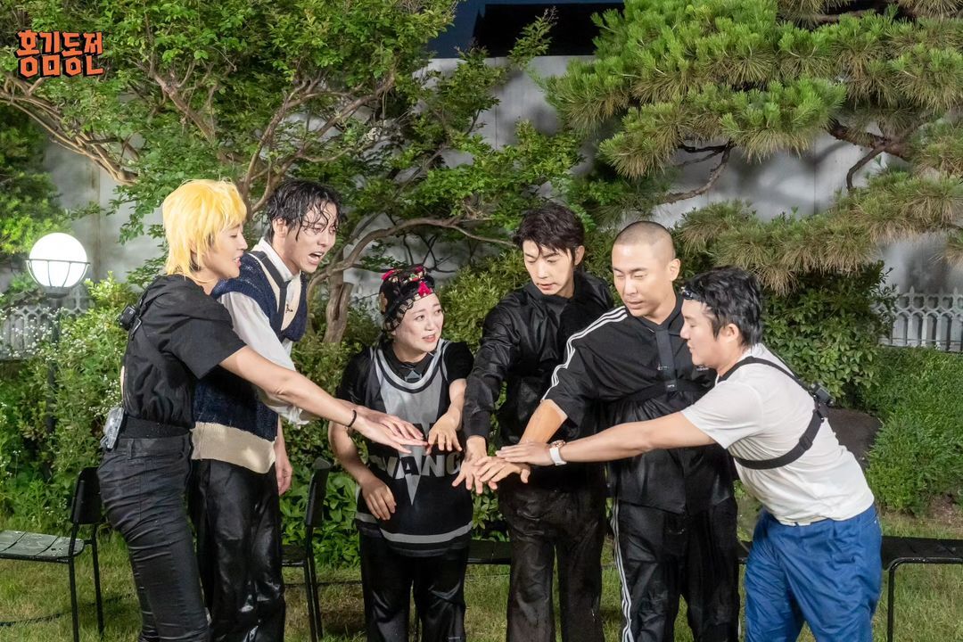 2PMAlways on Twitter: "[HK_Coin IG] As much as I love you As much as I like you 🔥 7/6 (Thu) 08: ...