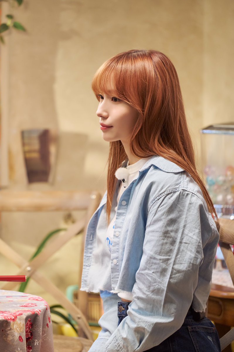 seo youngeun pics on Twitter: "kep1erving drowsy drowsy behind #YOUNGEUN #서영은 #Kep1er #케플러"