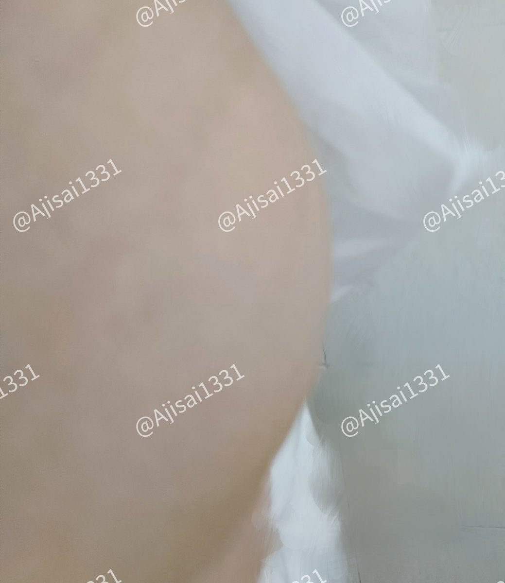 Ajisai on Twitter: "有没有这样一种可能，就是咖啡厅里看似端庄坐着的小姐姐，实际上正被要求憋着一肚子的尿，还不能夹腿 #憋尿 #排泄控制 #女m #fullbladder ...