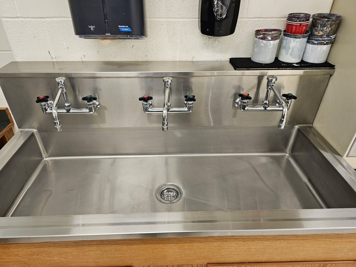 Carlamity on Twitter: "Boss told me "the art room sinks have to be ...