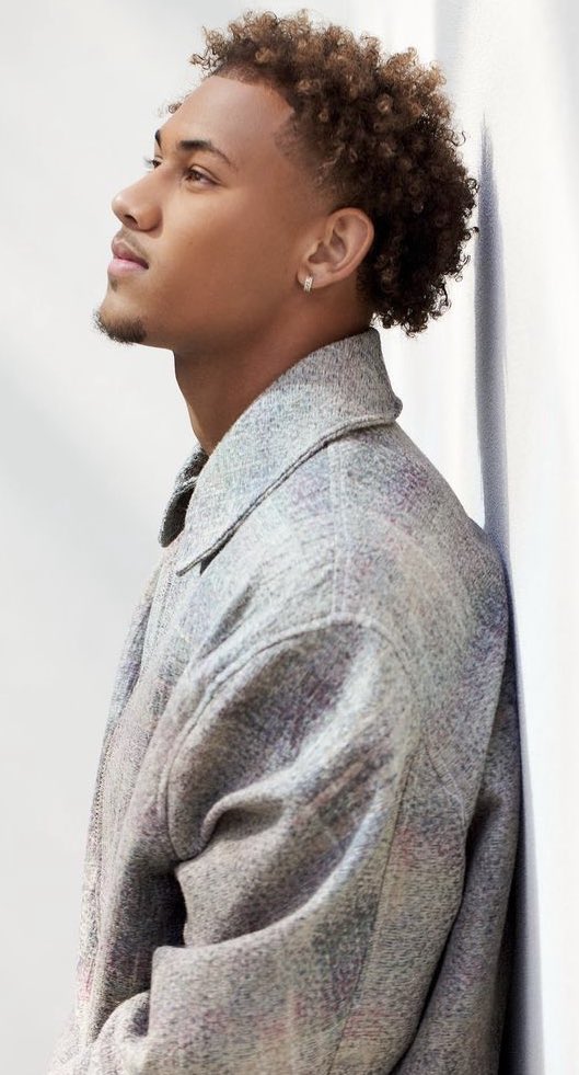 Ryan G Hensley on Twitter: "What’s the name of Trey Lance’s 90’s R&B album? https://t.co ...