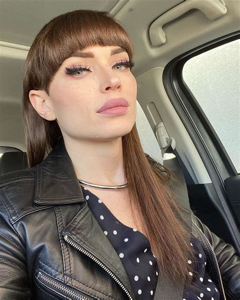 𝙎𝙪𝙡𝙩𝙧𝙮𝘾𝙚𝙡𝙚𝙗𝙨 on Twitter: "152. ℕ𝕒𝕥𝕒𝕝𝕚𝕖 𝕄𝕒𝕣𝕤 (2) Nice long session earlier this morning to the TS ...