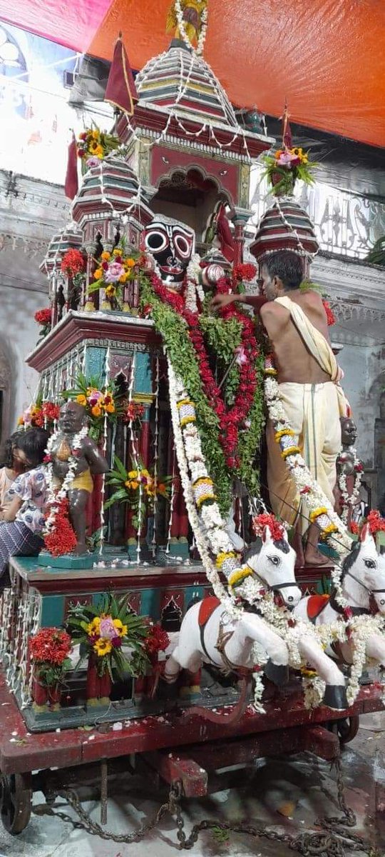 🛕Raths of Bengal 🛕 A thread🧵🧵 With the growing popularity of organizing ...